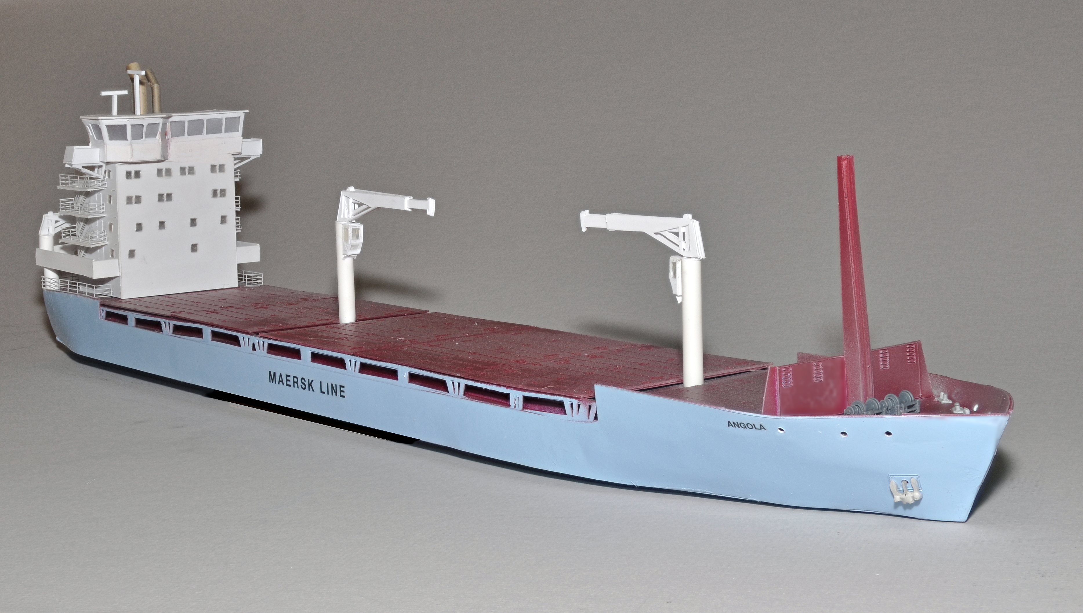 Ho Scale Container Ship RJ 292V Vera Rainbow | Channel Collectables